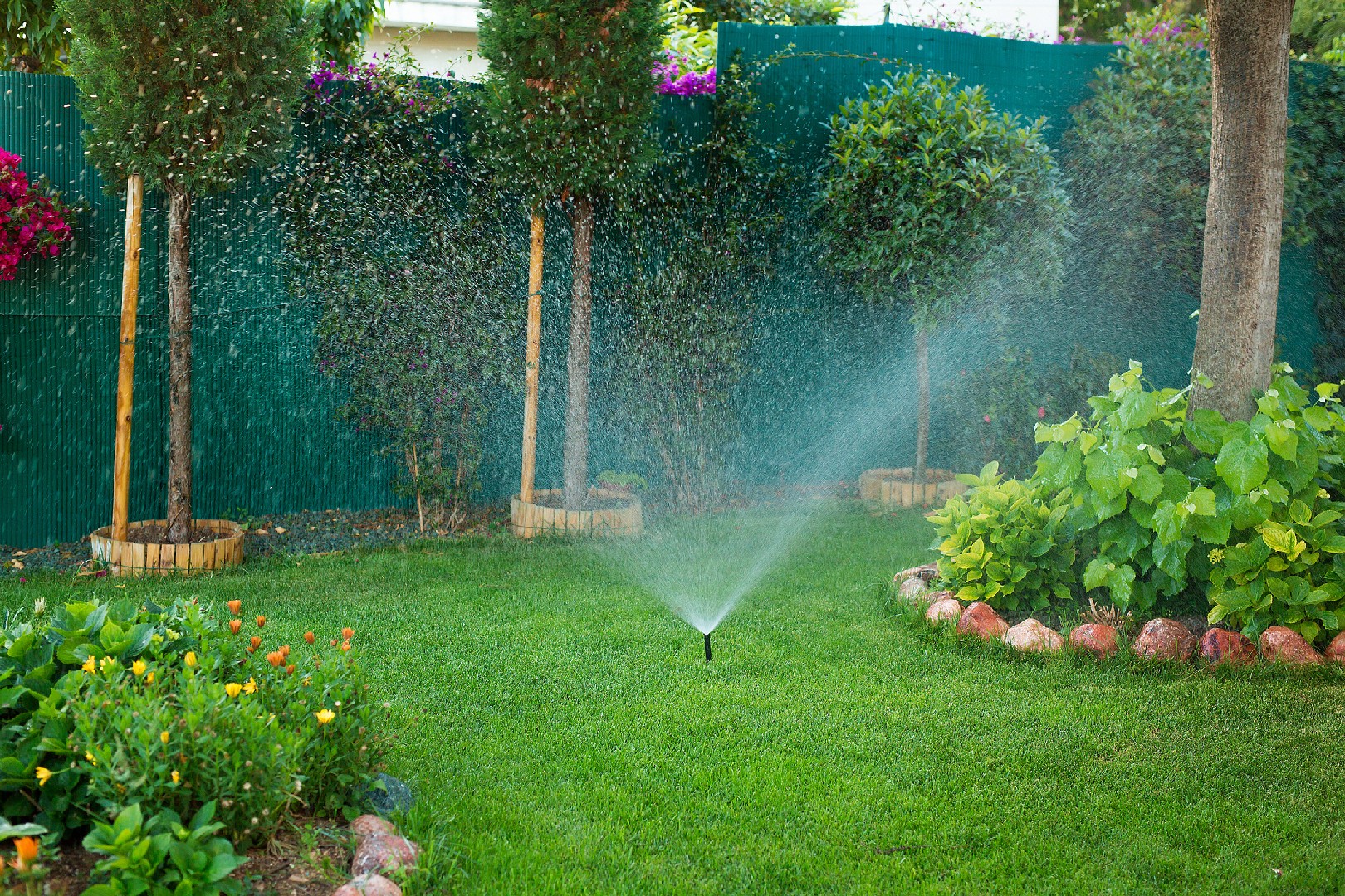 How to Master Garden Sprinkler Systems: A Guide for Busy Gardeners